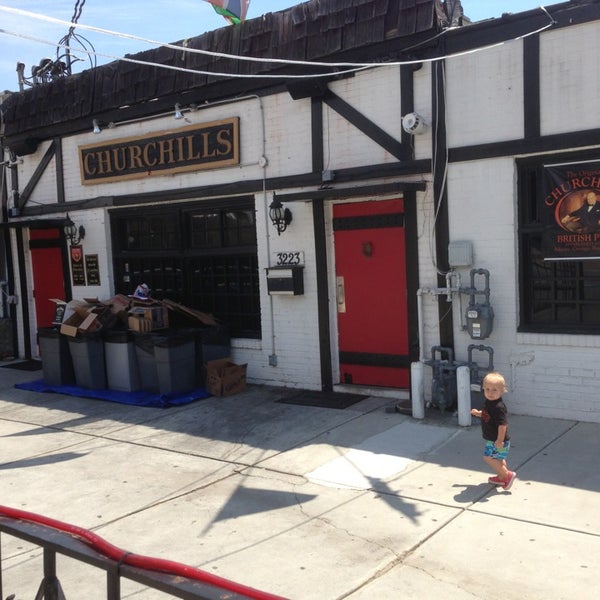 Churchills British Pub - Bar in Buckhead