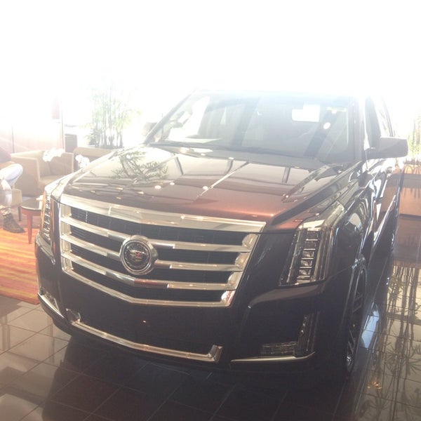 Photos at Sewell Cadillac of Dallas - Car Dealership