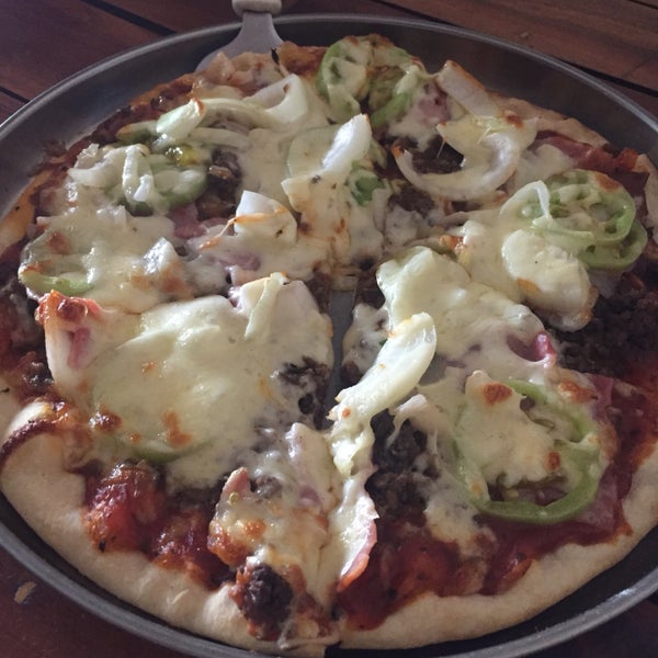 Greenoz Pizzeria - Pizzeria in Bacolod