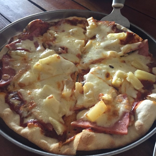 Greenoz Pizzeria - Pizzeria in Bacolod