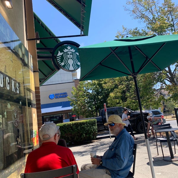Starbucks - Victoria West - 4 tips from 304 visitors