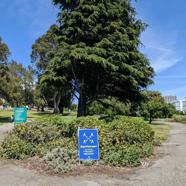 Photos at Jefferson Square Park - Cathedral Hill - 17 tips