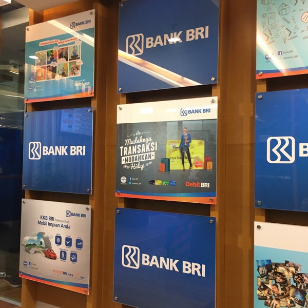 Photos at Gedung BRI II - 80 tips