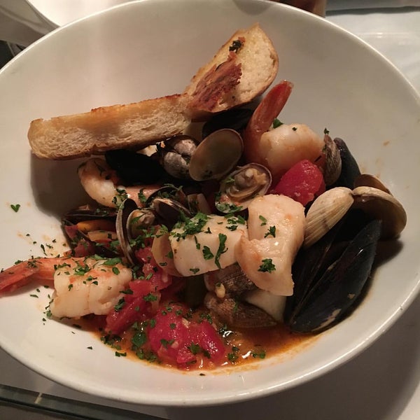 Photos at Rapscallion Seafood House and Bar - Seafood Restaurant in ...