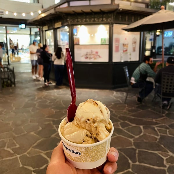 Haagen-Dazs Ice Cream Shops® - Ice Cream Parlor in Mid-City West