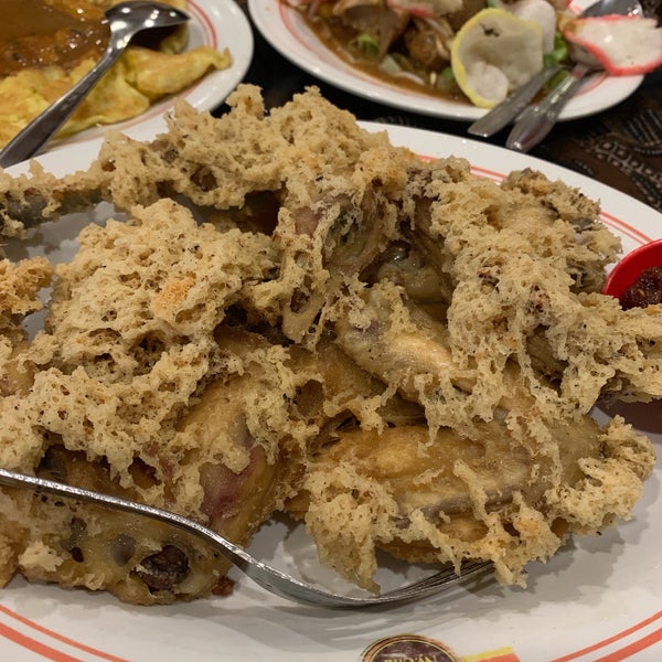 Mbok Berek Ny. Umi - Indonesian Restaurant in Tebet