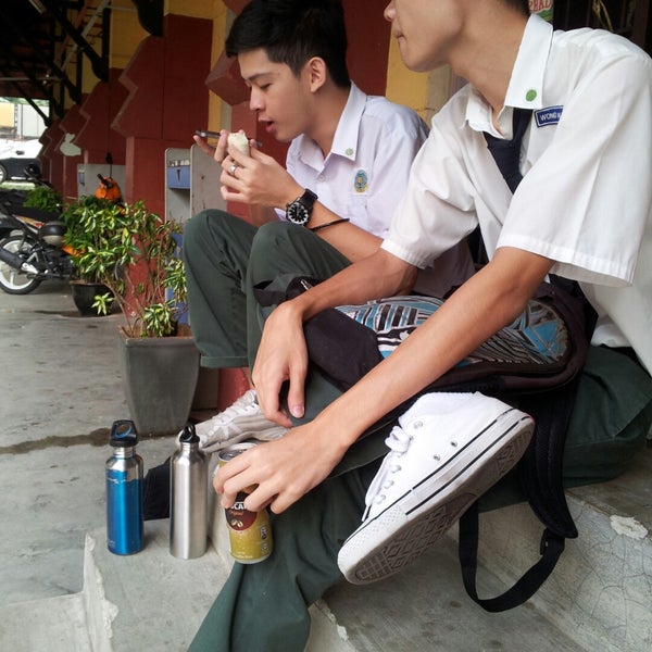 SMK Maxwell - High School