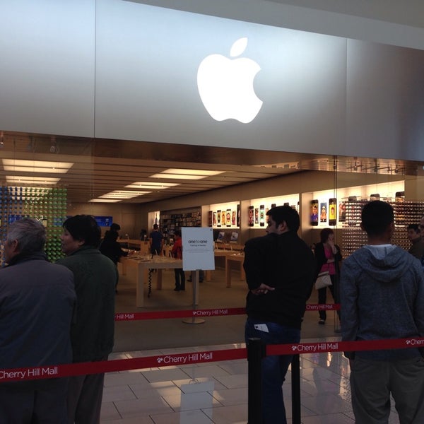 Photos at Apple Cherry Hill - Electronics Store