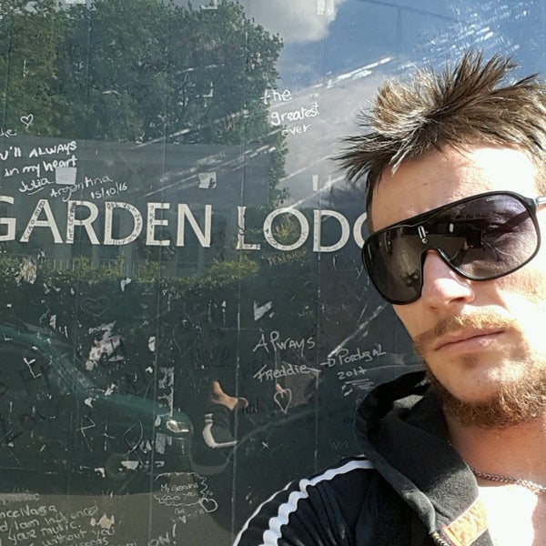 Logan Place - Knightsbridge and Belgravia - London, Greater London