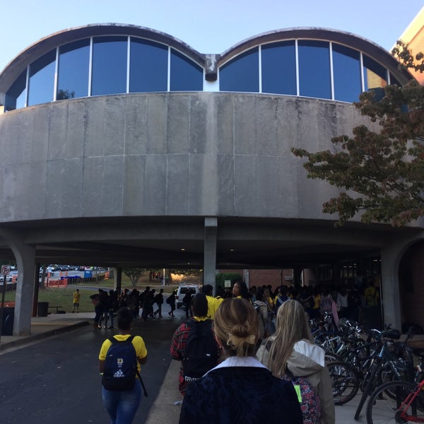 Decatur High School - High School in Downtown Decatur