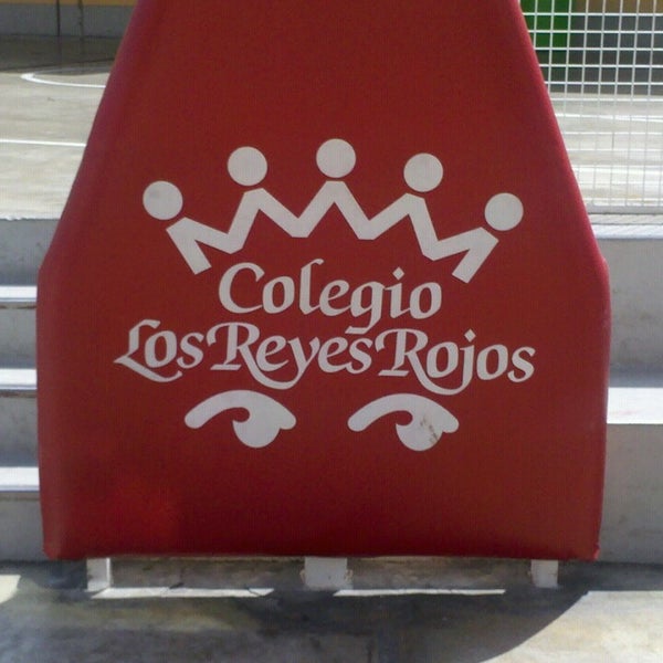Colegio Los Reyes Rojos - Education