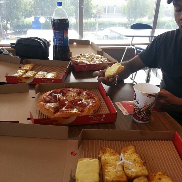 Photos at Pizza Hut - Pizzeria in Kuwait City
