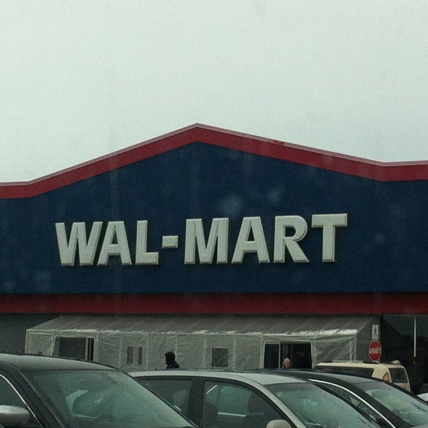 Walmart Supercentre - 75, rue Simonds N
