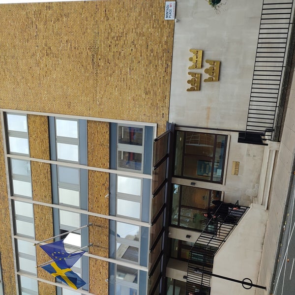 Swedish Embassy - Marylebone - 1 tip