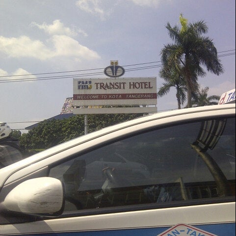 FM3 Transit Hotel - Hotel