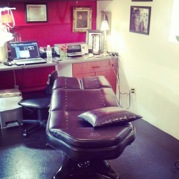 So cal tattoo - Tattoo Parlor