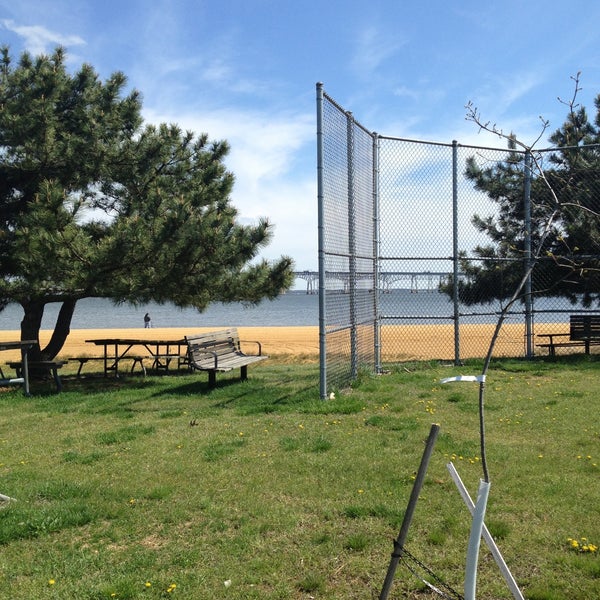 Sandy Point Shoal Lighthouse - Annapolis, MD