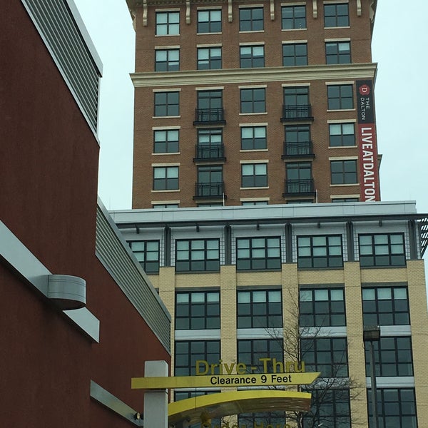 McDonald's - Braddock Road Metro - 5 tips