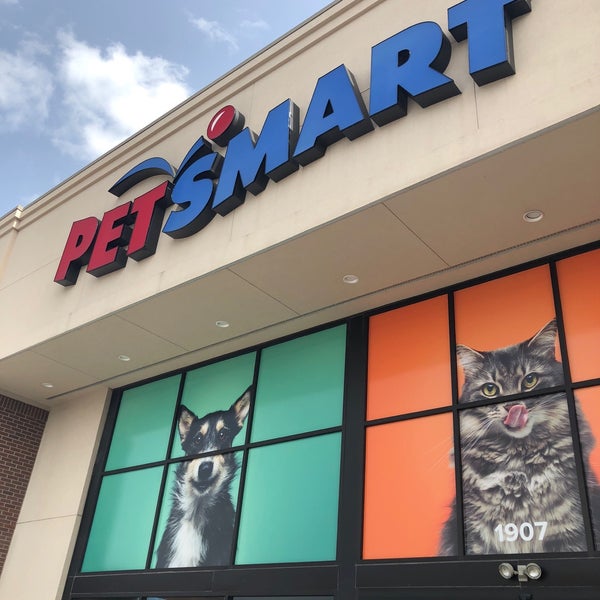 PetSmart - 1907 Taylor St