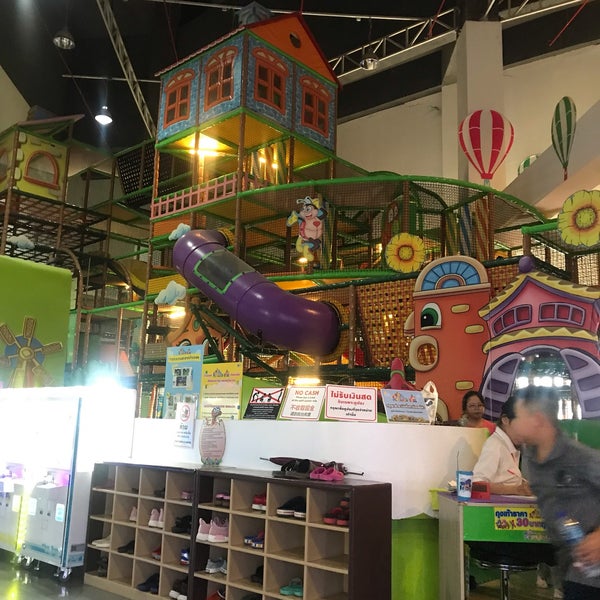 Fun Planet (ฟัน แพลเน็ต) - Arcade in Mueang Chiang Mai