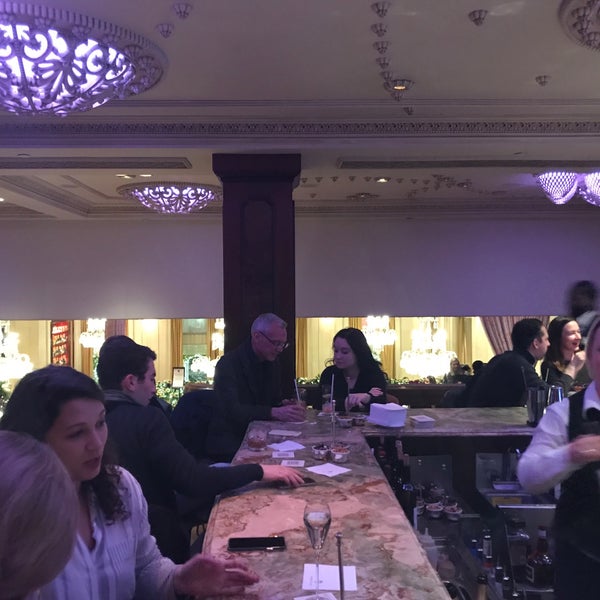 Rose Club at The Plaza - Hotel Bar in Midtown East