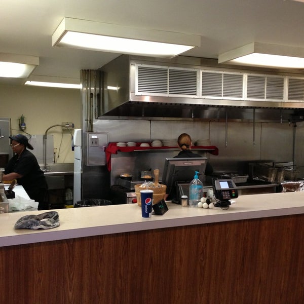 The Divot Grill @ Ryder Golf Course - American Restaurant in Fort Bragg