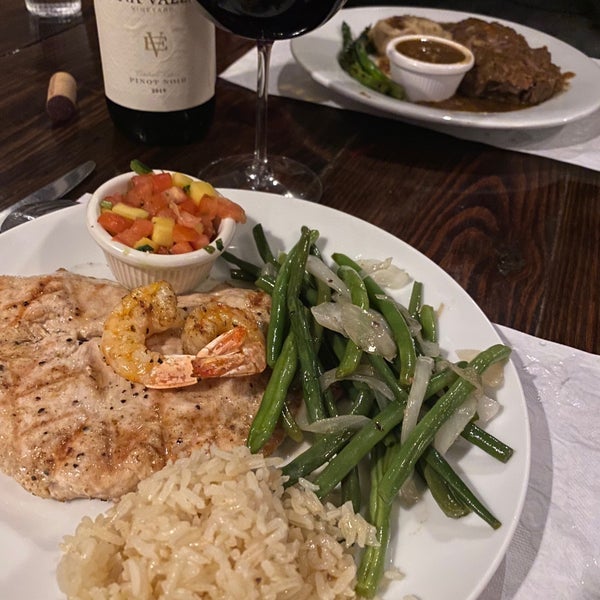 Cozy Grape Wine Bar & Bistro - 9 tips