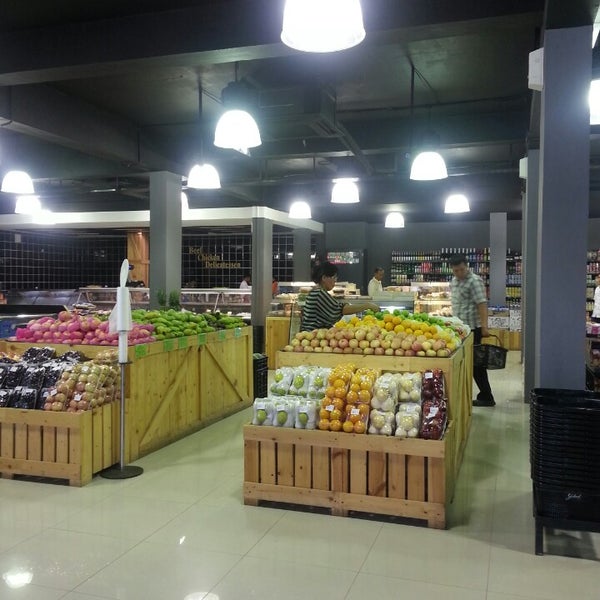 Gelael Pasar Swalayan - Grocery Store in Batam
