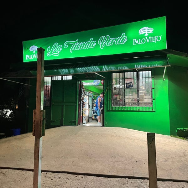 Tienda Verde (Green Store) - Grocery Store