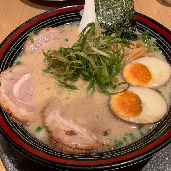 Tonchin (屯京拉麺 | 屯ちん) - Ramen Restaurant in Pudong