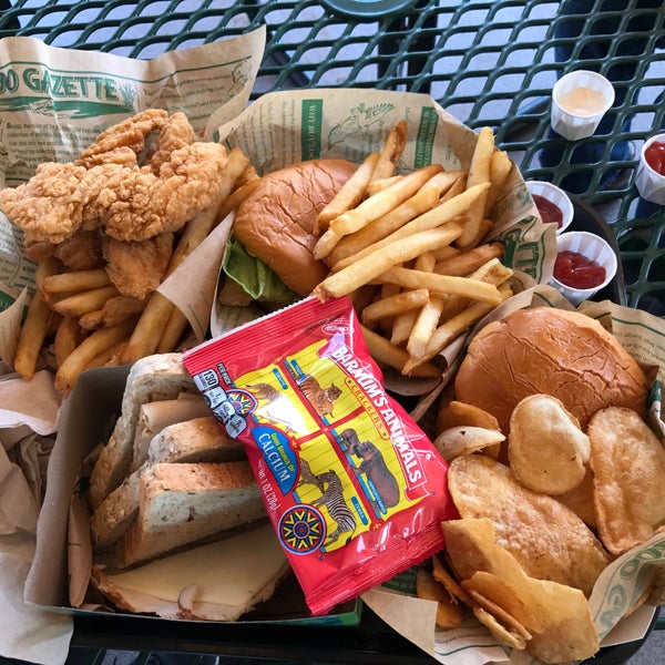 Oasis Grille - 8 tips