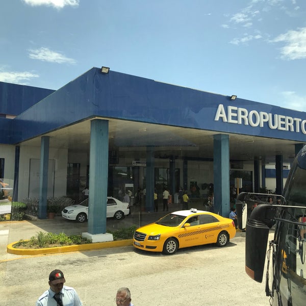 Aeropuerto Internacional Jardines del Rey (CCC) - Airport