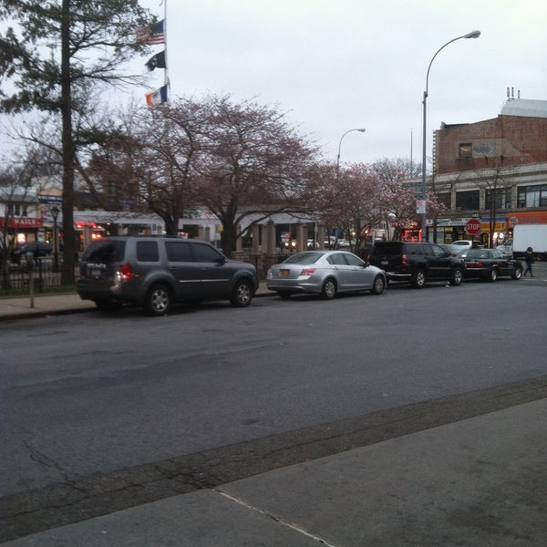 Springfield blvd & Jamaica ave bus stop - Queens Village, NY