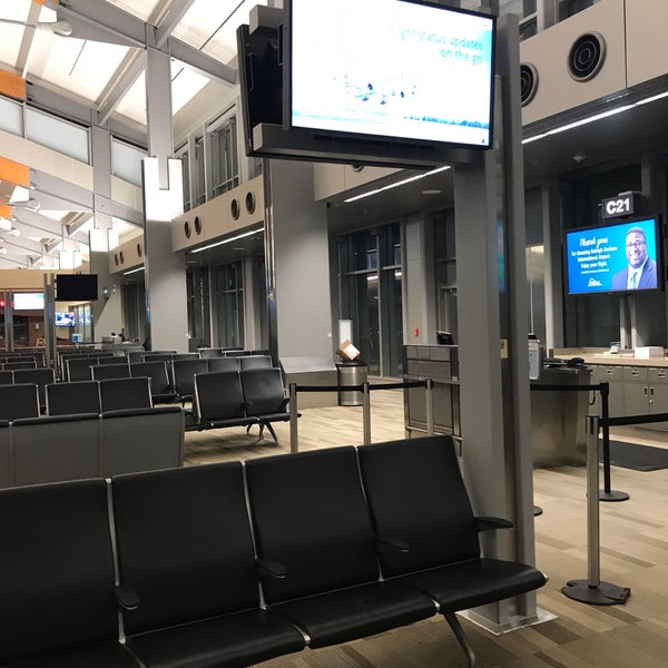 Gate C23 - 2400 Terminal Bvld