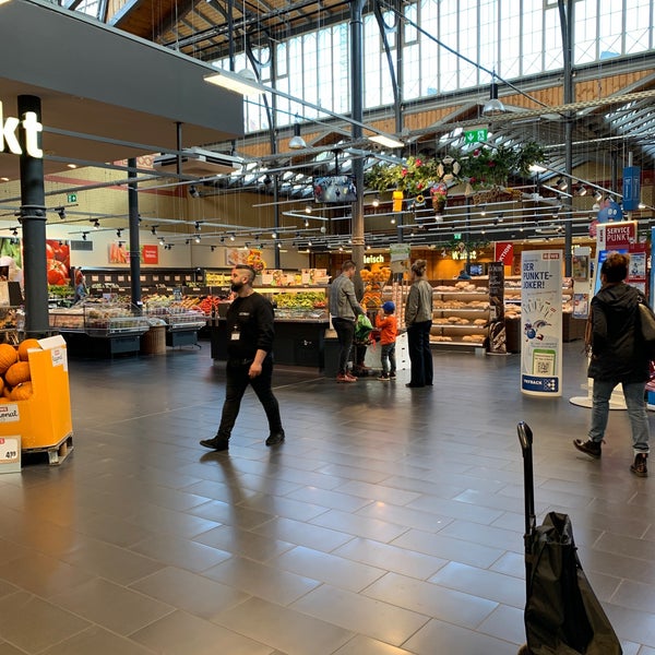 REWE - Supermarket in Mitte