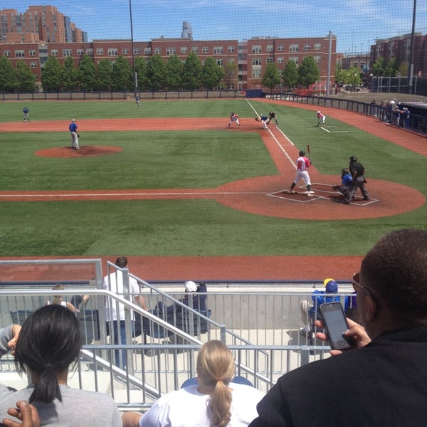 UIC - Les Miller Baseball Field - University Village - Little Italy - 2 ...