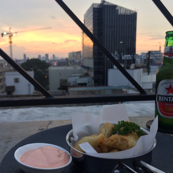 BART - Bar At The Rooftop - ARTOTEL Thamrin, 7th Floor