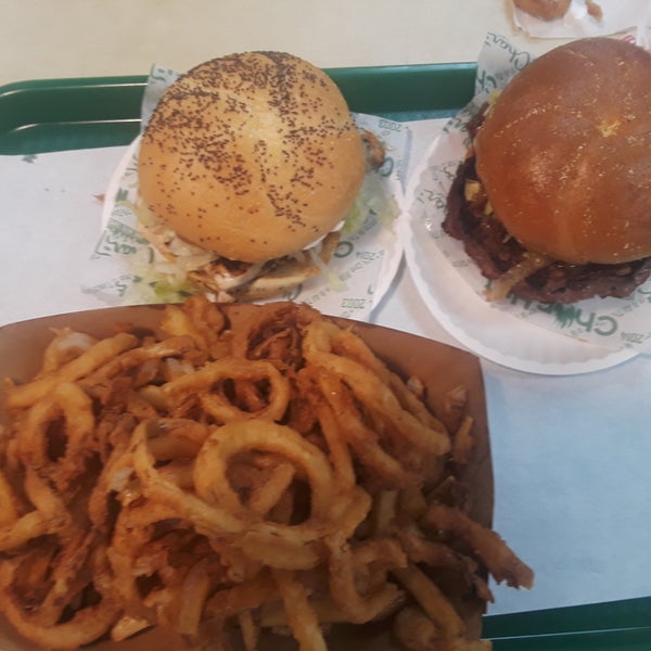 Char Hut - Burger Joint in Davie