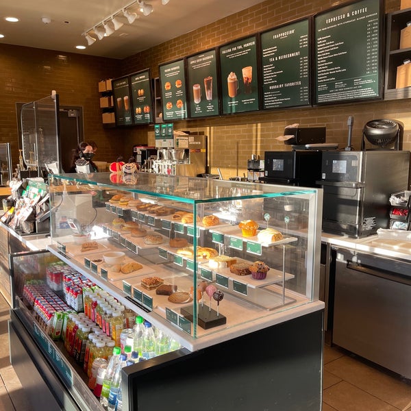 Starbucks - 180 S Stephanie St #100