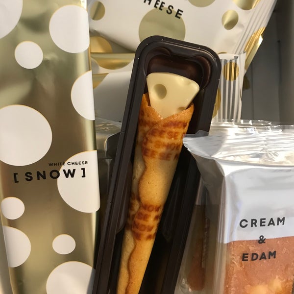 SNOW CHEESE - Pastry Shop