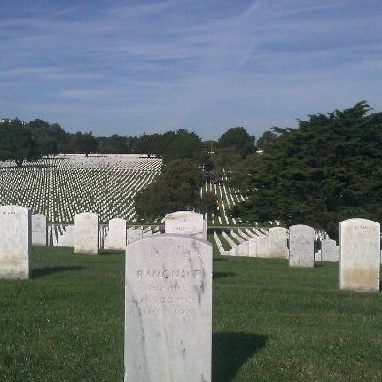 Golden Gate National Cemetery - Cemetery in San Bruno