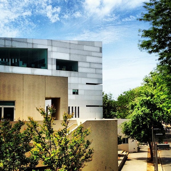 Social Sciences & Humanities Building - 3 tips from 223 visitors