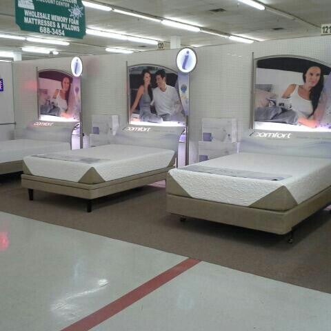 Shopping mall towne square - Spring Hill, FL