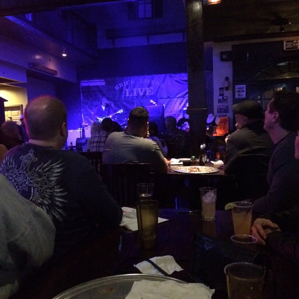 The Brick Tavern - Pub