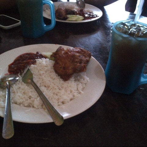 Restoran Nasi Lemak Tok Wan Ali 2 - Malay Restaurant in Tanah Merah