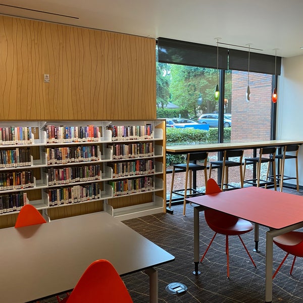 KCLS Kingsgate Library - Library in Kirkland