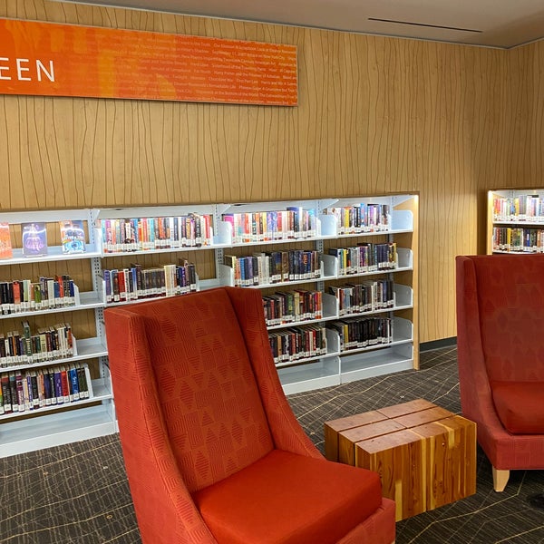 KCLS Kingsgate Library - Library in Kirkland