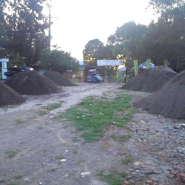 Pul Pasir Hitam Bantar Waru - Field in Gunung Putri