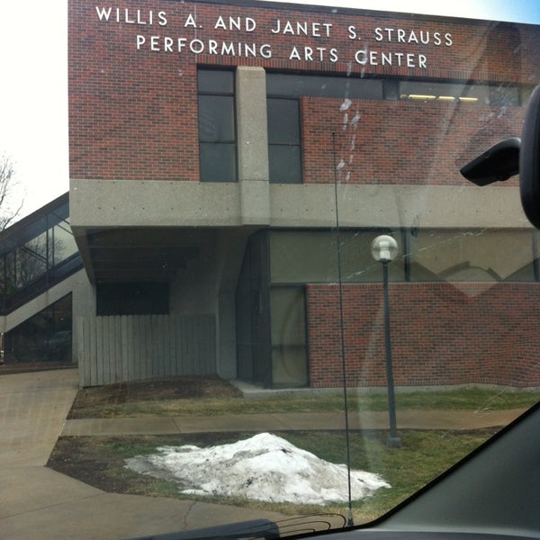 Strauss Performing Arts Center - Central Omaha - 5 tips from 340 visitors