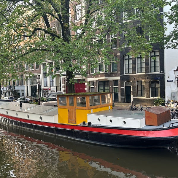 Groenburgwal - River in Amsterdam